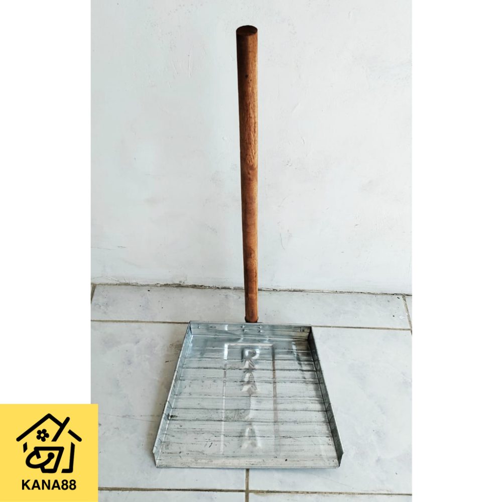 Pengki Seng Serok Besi Murah Meriah Dustpan Dari Bahan Bekas Ramah ...